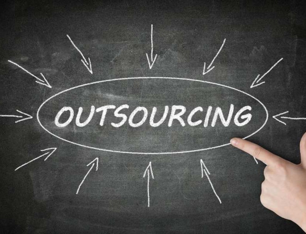 Top 6 reasons why you should try outsourcing - Nextjob